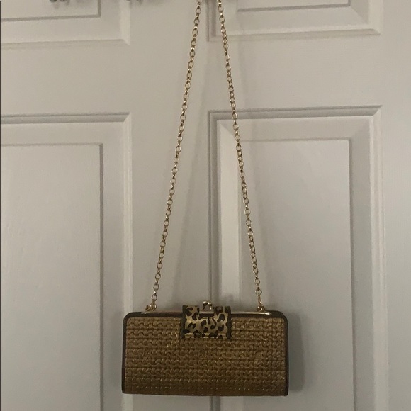 Vincis Bench | Bags | Vincis Bench Crossbody Bag | Poshmark